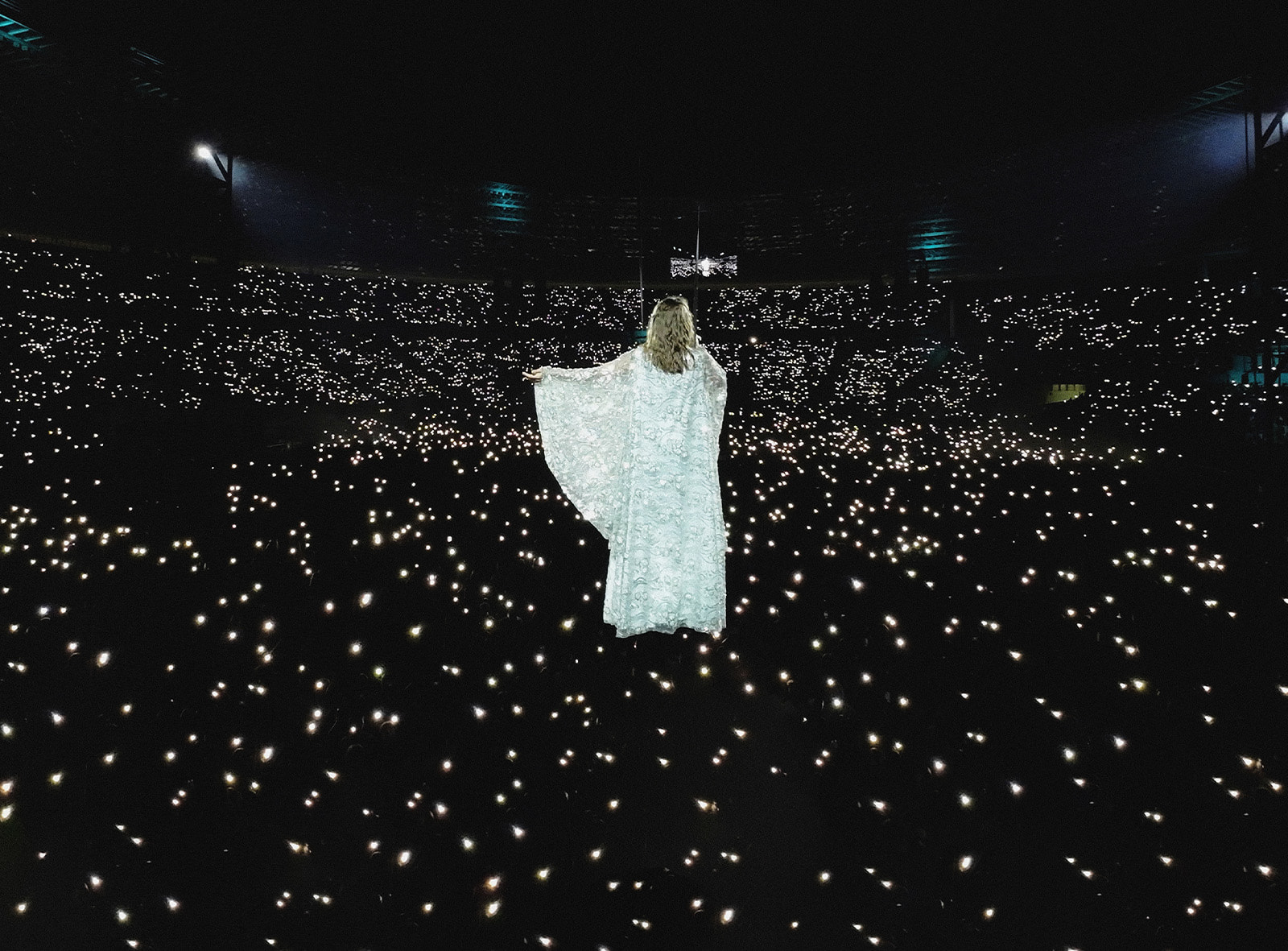 sanah NA STADIONACH | Multikino